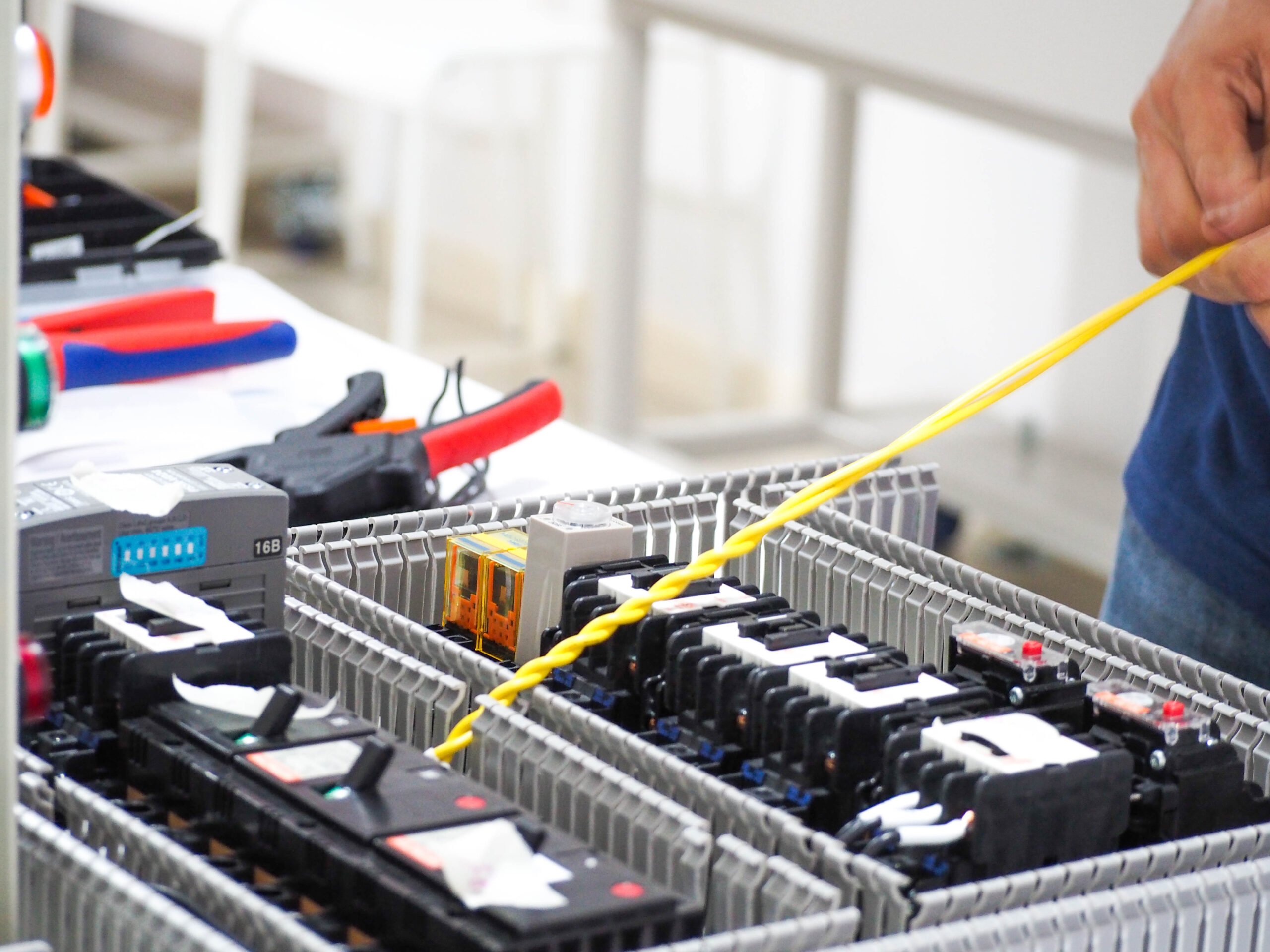 Course JFAC Assy and Wiring Control Panel Course (AWP) - JFAC ENGINEERING